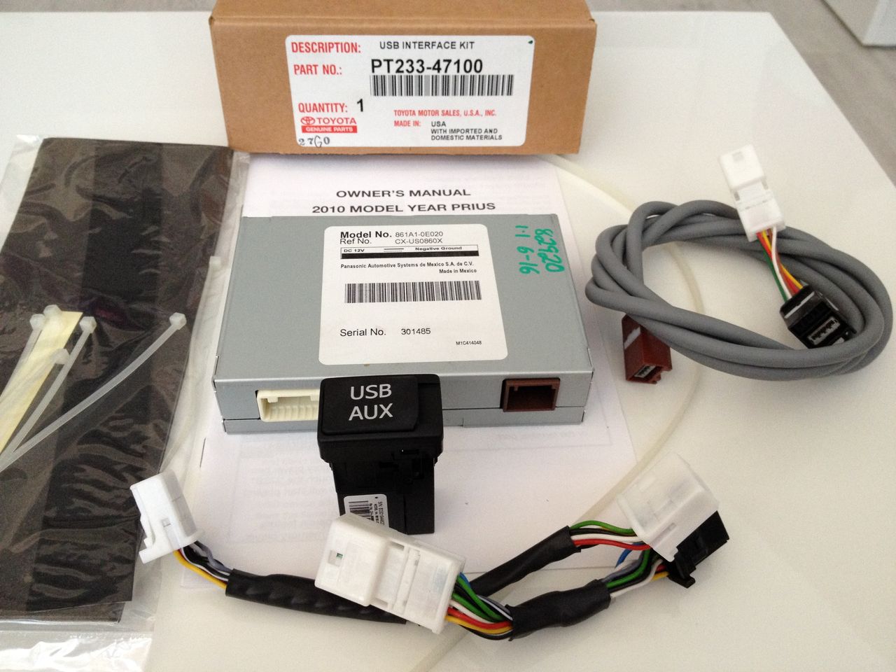 Prius ZVW30 FL USB Interface Kit PT233-47100 - PRIUSforum